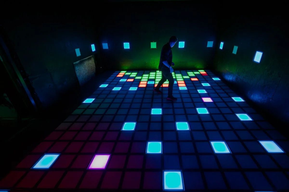 Pixel Riga - Interaktīva LED Pikseļu Istaba | Interactive LED Room ...